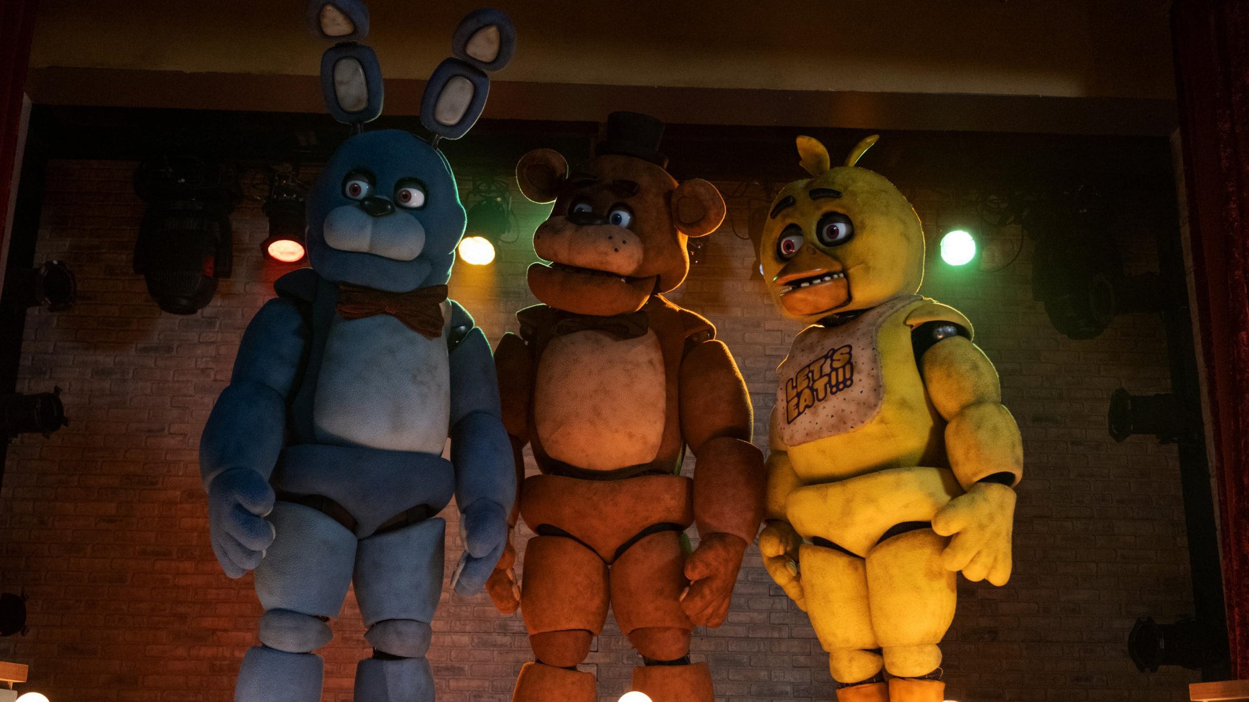 Five Nights at Freddy's Review - Emertainment Monthly