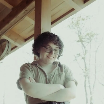 About Us - Emertainment Monthly